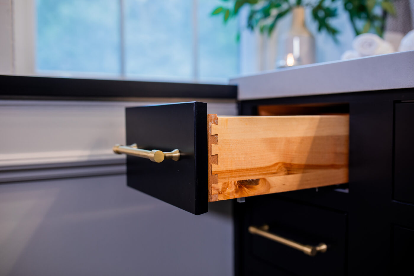 StarMark Cabinets a Perfect Fit for The Forge House - MasterBrand ...
